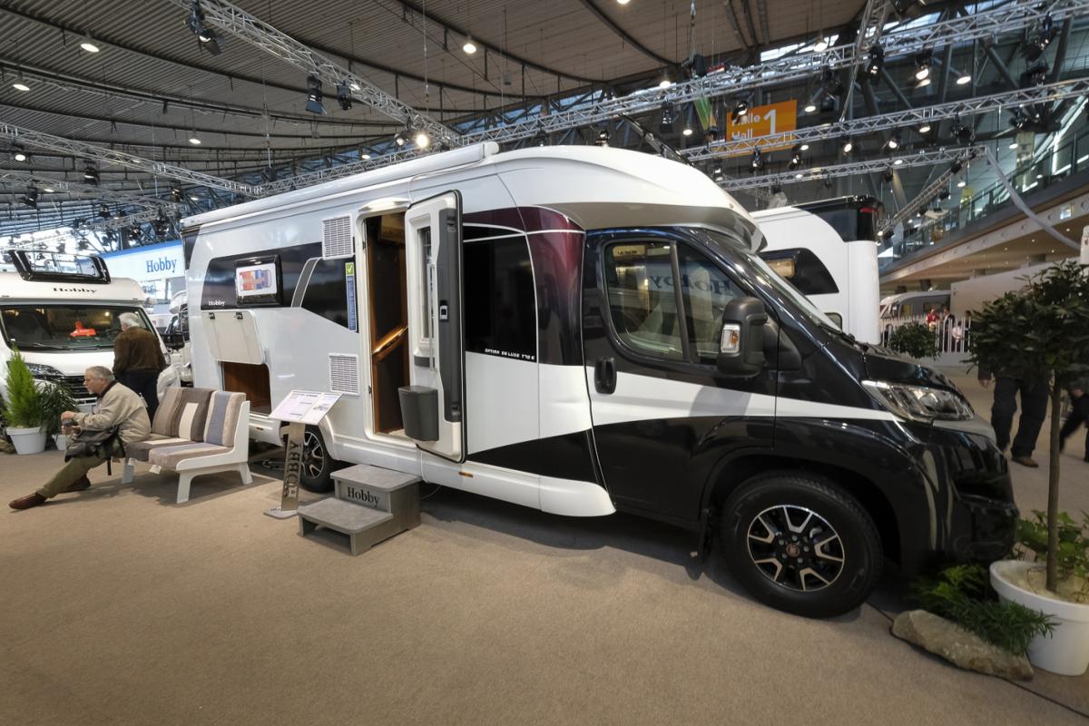 Hobby Optima T70 E | Husbil & Husvagn